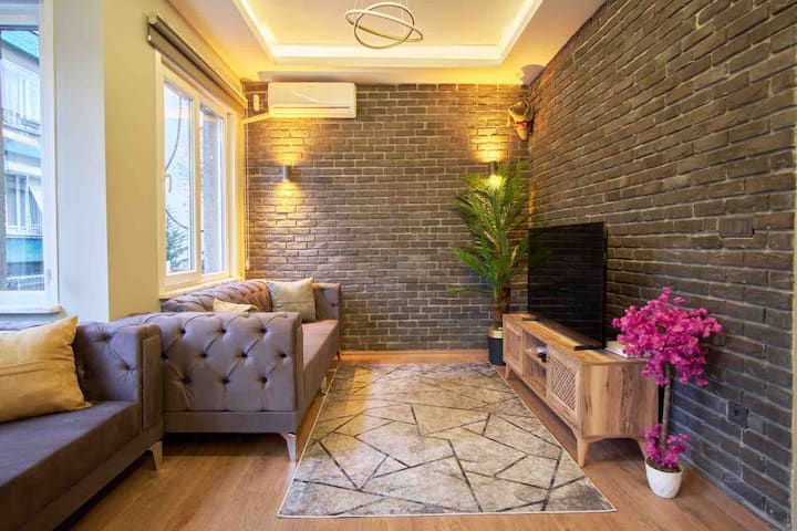 3+1 Flat With A Balcony 300m To Taksim Square - Fatih