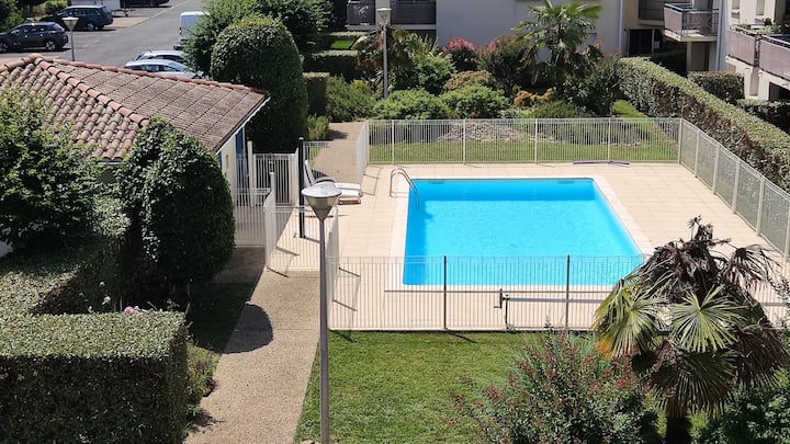 Appartement Rénové Dans Une Résidence Avec Piscine - Bergerac