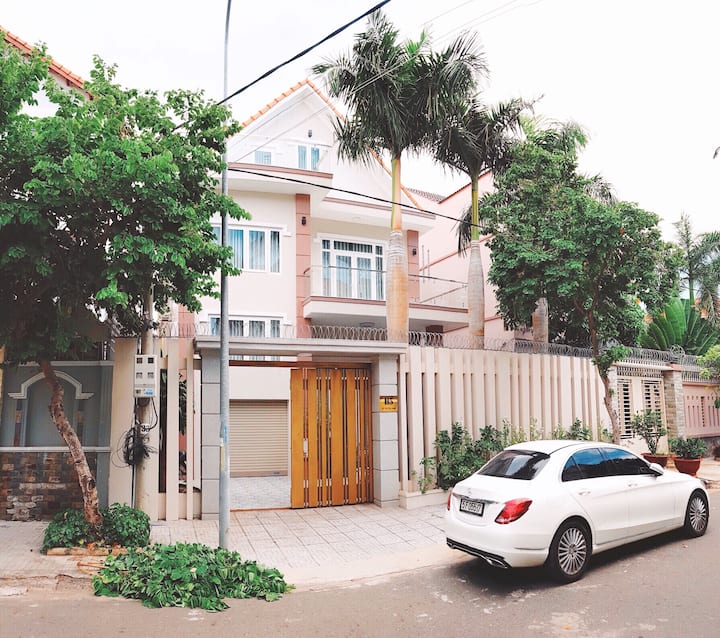 ★Modern Bbq Retreat Villa 5br★ - Vietnam