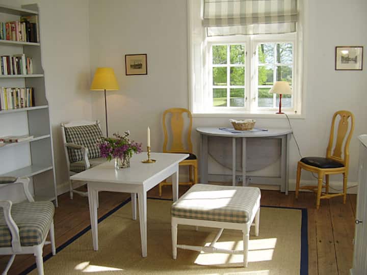 Das Herrenhaus - Rechter Seitenflügel Wohnung I - Gingst