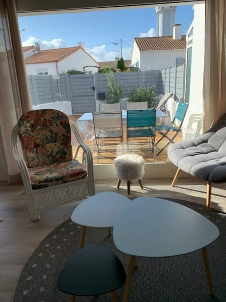 Oubliez La Voiture ! Mer Et Port Tout à Pieds - Saint-Gilles-Croix-de-Vie