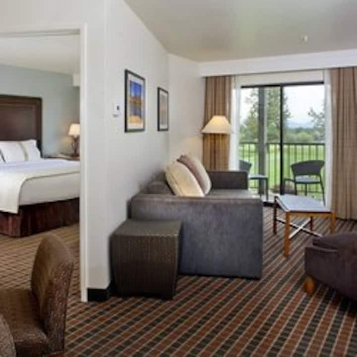 Luxurious 2br Chalet - *Amenities!* - Redmond, OR