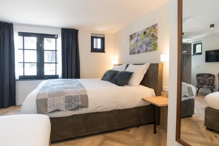 Hof Van Holland Hotel: Triple Room With Bath - Volendam