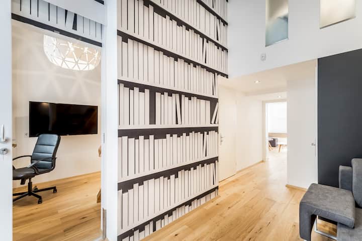 Stylish 3br/3 Bathroom Flat By Danube, City Center - Budapest