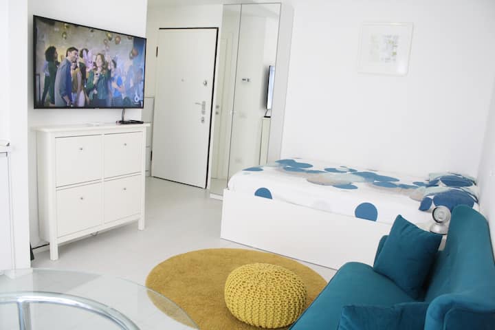 City Center Apt: Metro Wifi Sky Netflix Primevideo - Milan