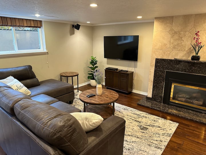 Harvard Hideaway | Portneuf Hospital & Iccu Dome - Pocatello, ID