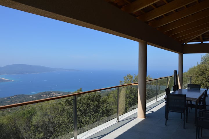 Villa 4 Chambres, Piscine Privée, Vue Sublime ! - Propriano