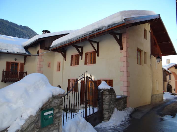 Petite Maria - Chalet Authentique - 6 Personnes - Champagny-en-Vanoise