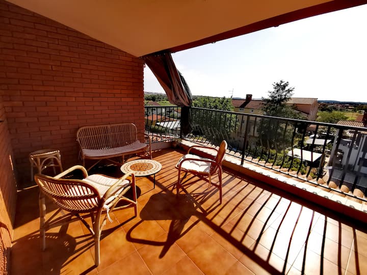 Sunny Home With Open View Terrace - Pula
