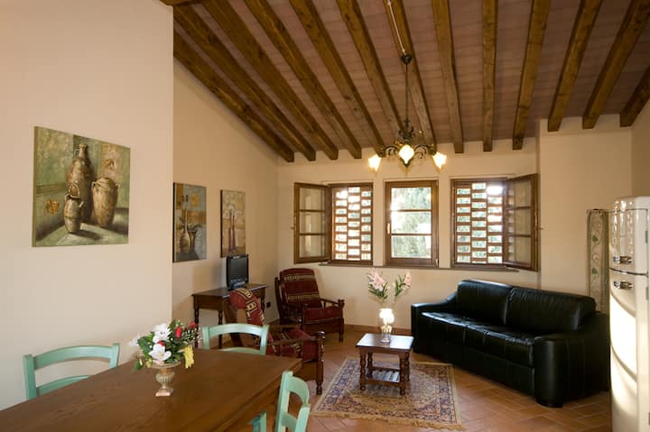 Appartamento Giglio In Agriturismo San Giacomo - Volterra