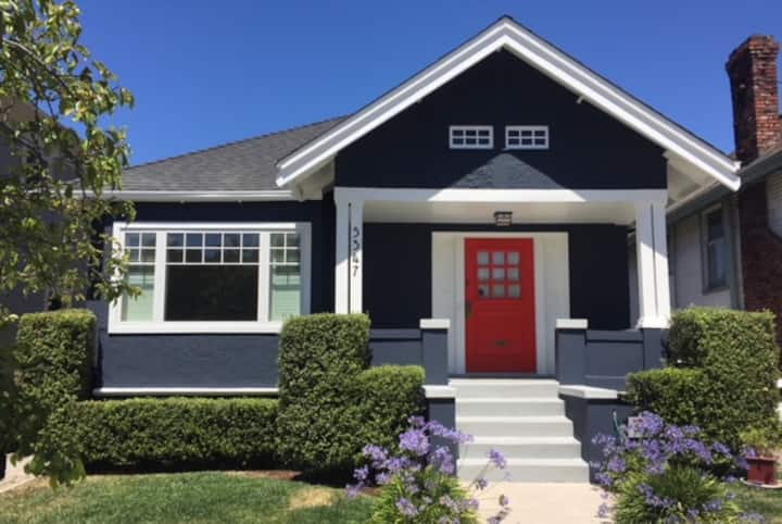 Beautiful Bungalow In The Heart Of Rockridge - Berkeley, CA