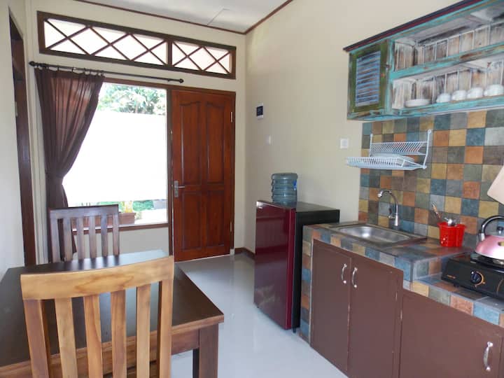 Dekak Batuan Home Room Nyoman - Ubud