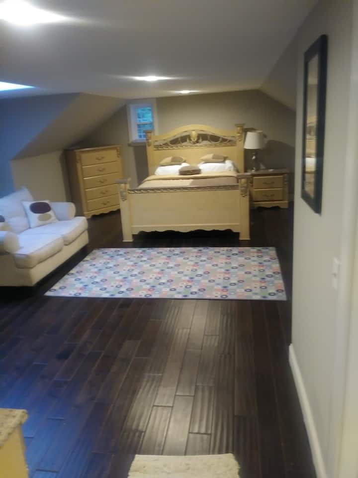 Stamford - Room With Private Bathroom. - Greenwich, CT