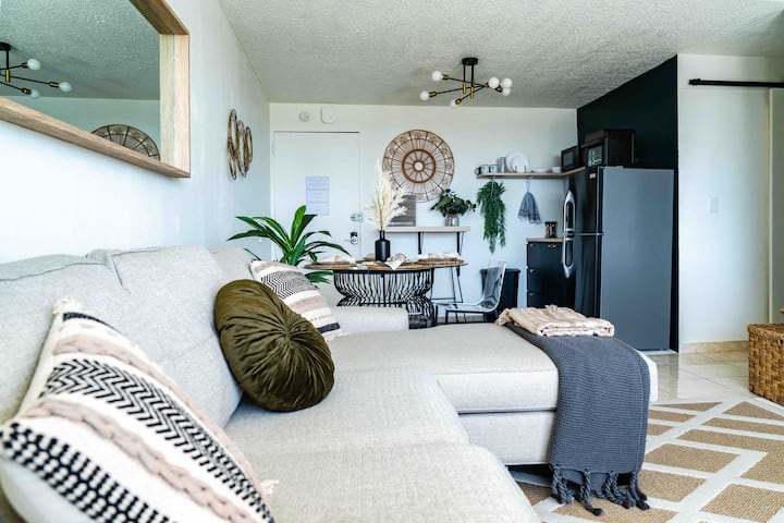 Luxurious Beach Condo City View Ks Bed, W/d, Wifi - Porto Rico