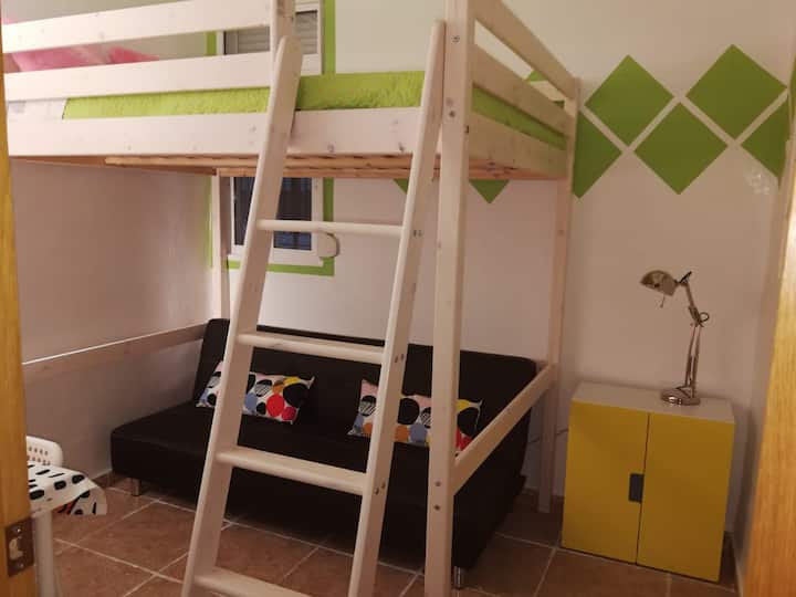 Room3 Al Lado Del Río Y De Torres De Serrano(wifi) - Valencia