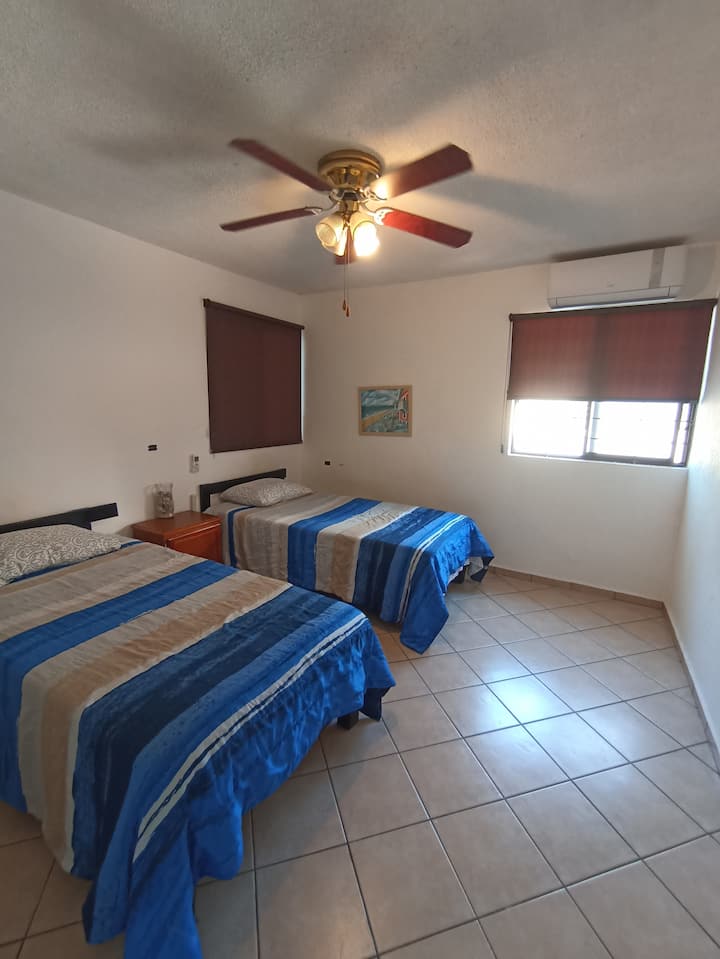 Departamento Entero Al Sur De Monterrey
#Depa 1 - Monterrey