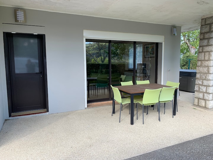 Maison 4 Personnes, Piscine Et  Jacuzzi, Terrasse - Privas