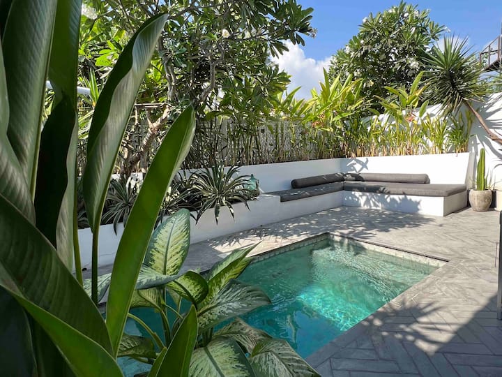 Modern Pererenan 1bd Villa - Canggu