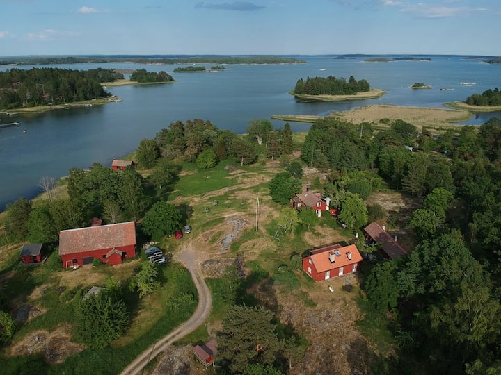 Swedish-style Farmhouses In The Archipelago - Suède