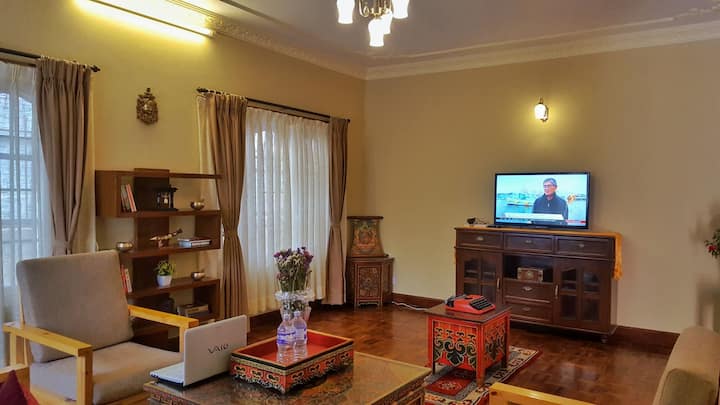 Superhost | Artistic Tibetan Themed 3 Bedroom Apartment At Karma Suites - Kathmandu