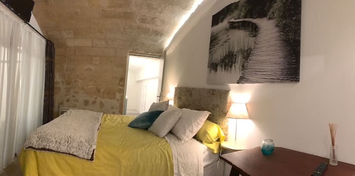 Joli Appart Hyper Centre, Parking Gratuit, Patio - Burdeos