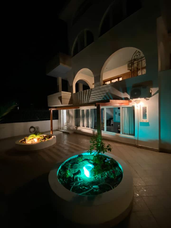 Perigiali Lavrio-two Floor House Near The Beach - Milos