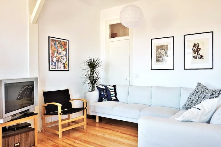 Vue Merveilleuse, 4 Chambres, 8 Pax! Bairro Alto! - Lizbona