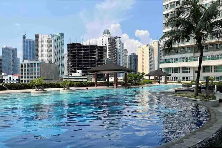 The Beacon Tower1-2107a Makati City By Belen&david - Makati