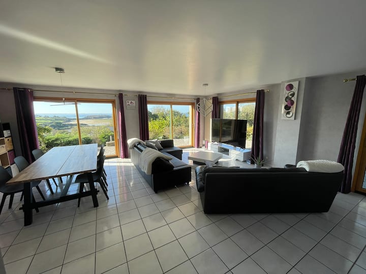 Belle Propriété Avec Vue Sur La Plage De L’aber - Crozon