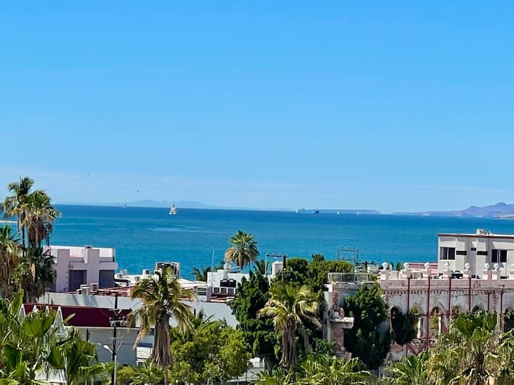 Depa Una Cuadra Playa Y Malecón - La Paz