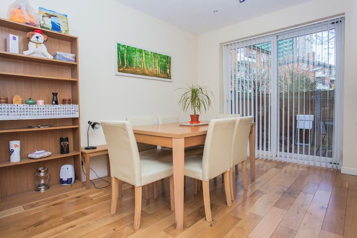 Cosy Room In A Lovely House - Londres