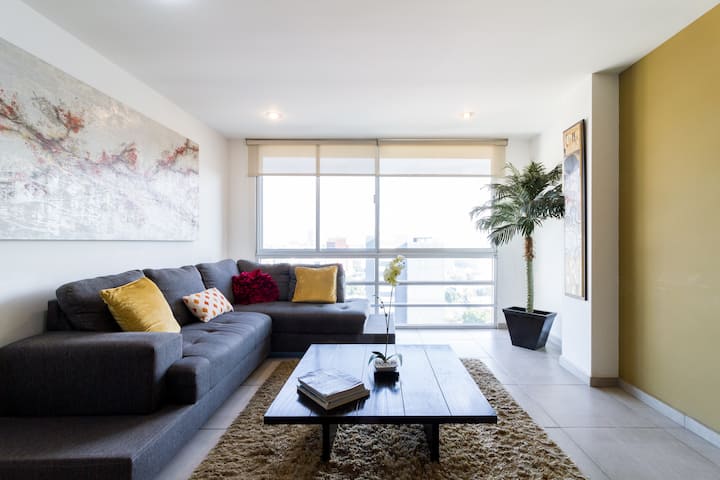 Beautiful Apartment In The Heart Of Gdl, Pool/gym! - Guadalajara