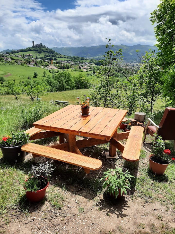 Les Coteaux De Planèze,  Studio Semi Indépendant - Bretenoux