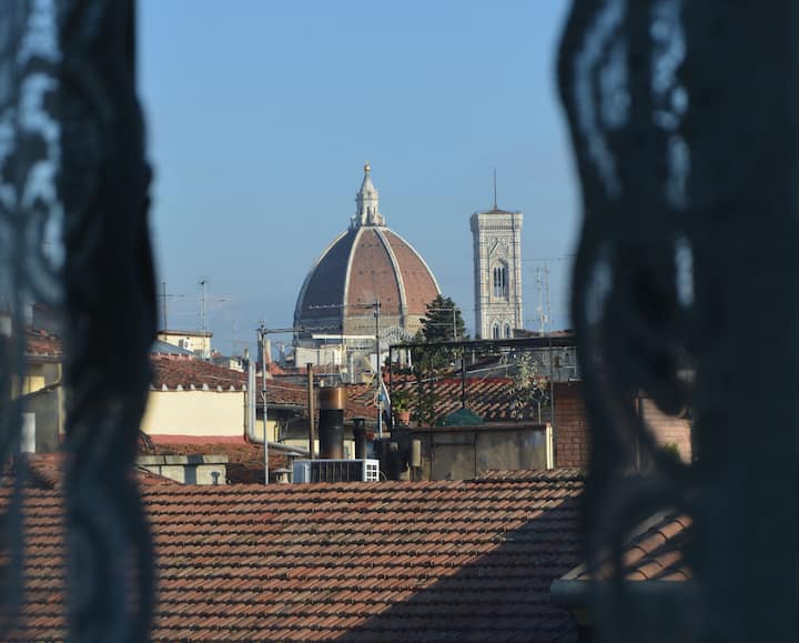 Ubi's Home, Close To Polimoda-pitti, View, Lift - Florence