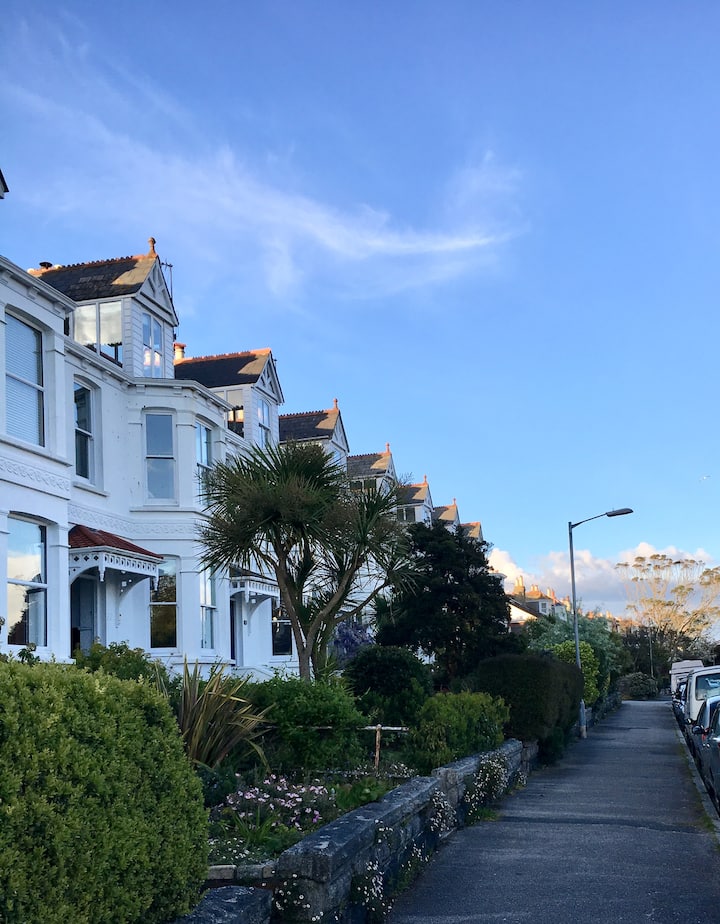 A Room With A View - St Mawes