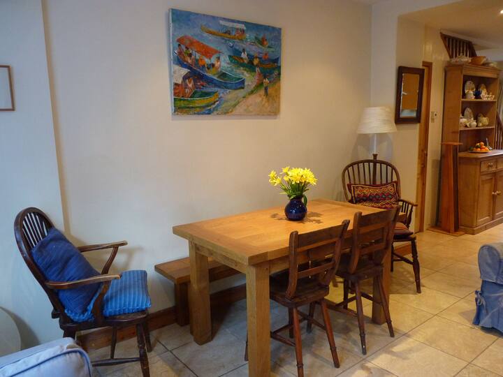 Grade Ii Listed Terraced House In Central Bath - Bath