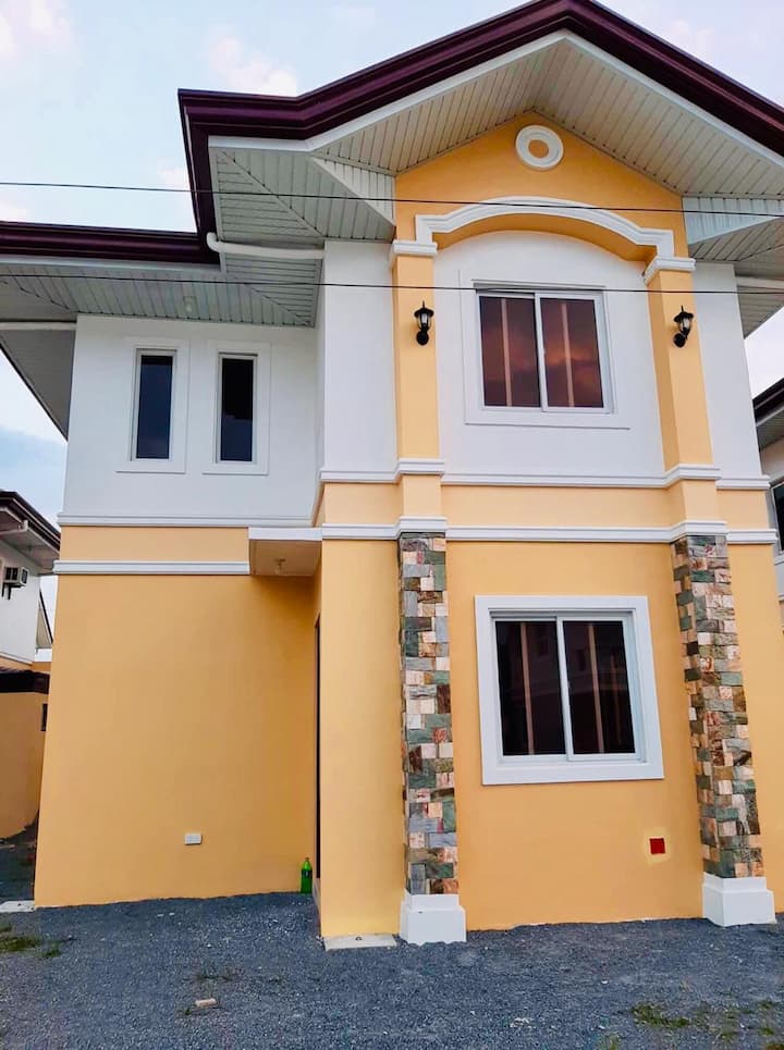 Longterm House For Rent In Subic - Castillejos