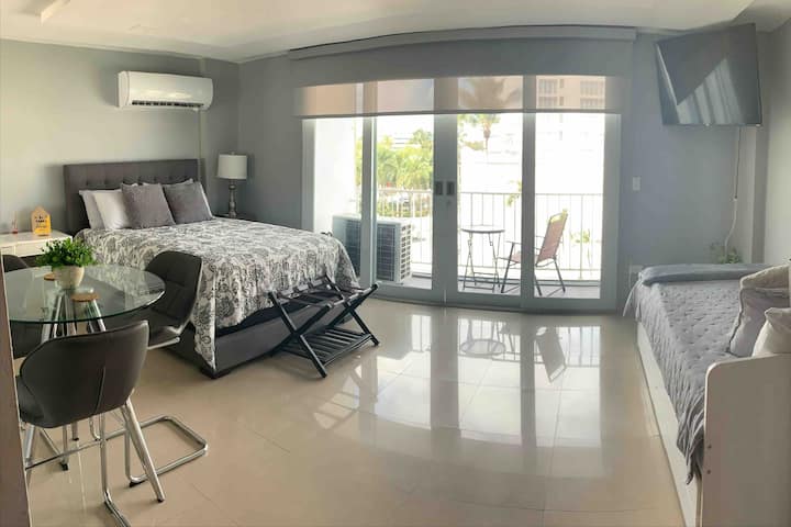 Studio Apartment Minutes From The Beach - Puerto Rico