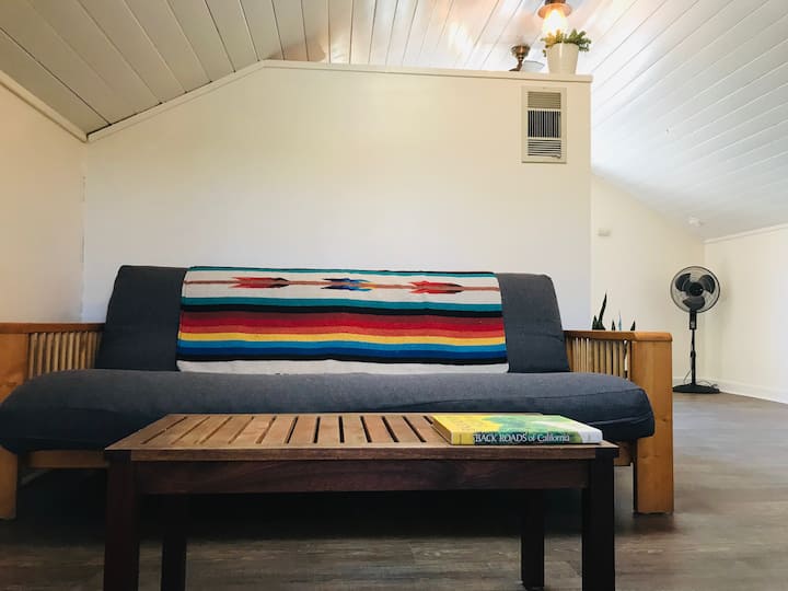 Studio In Visalia's Historic Beverly Glen District - Visalia, CA