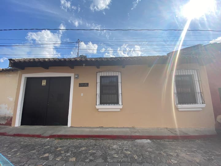 House 500 Mts From Central Park, Remote Work Ready - Chiapas