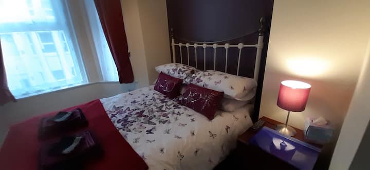 Bondi Guest House. Small Place With A Big Heart - Bournemouth