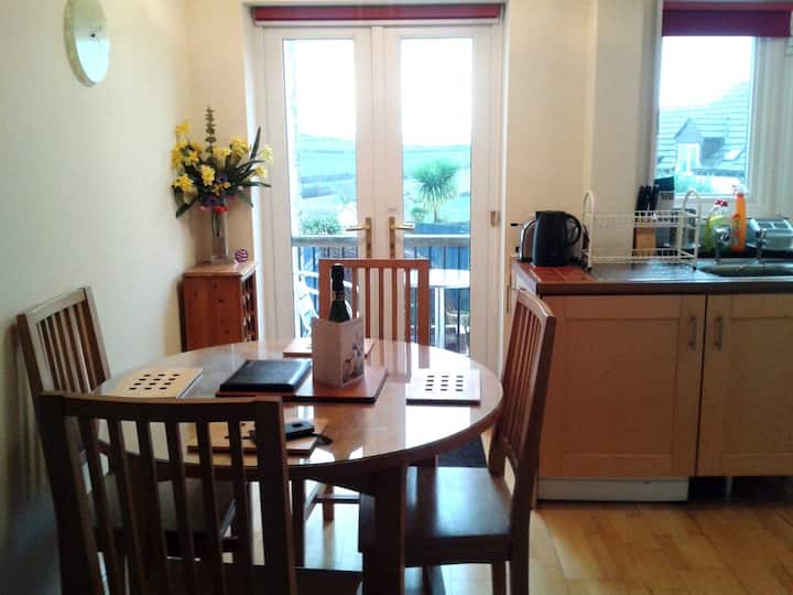 2 Bedroom Home With A View In Padstow - Padstow