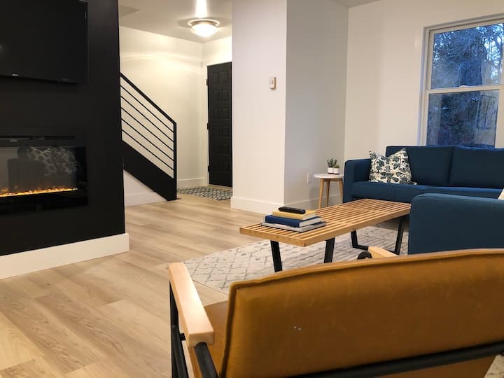 Modern Townhouse On Galligator Trail Downtown Bzn - Bozeman, MT