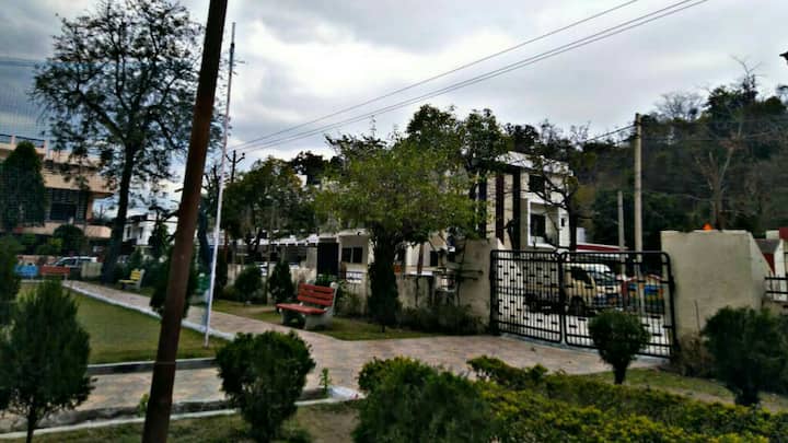 Nature's Paradise Homestay | Superior Family Room - Haridwar
