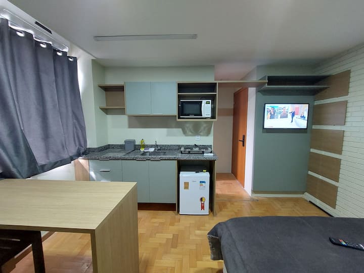 Studio/apê,6 Frente Completo, Próximo Hosp Moinhos - Porto Alegre