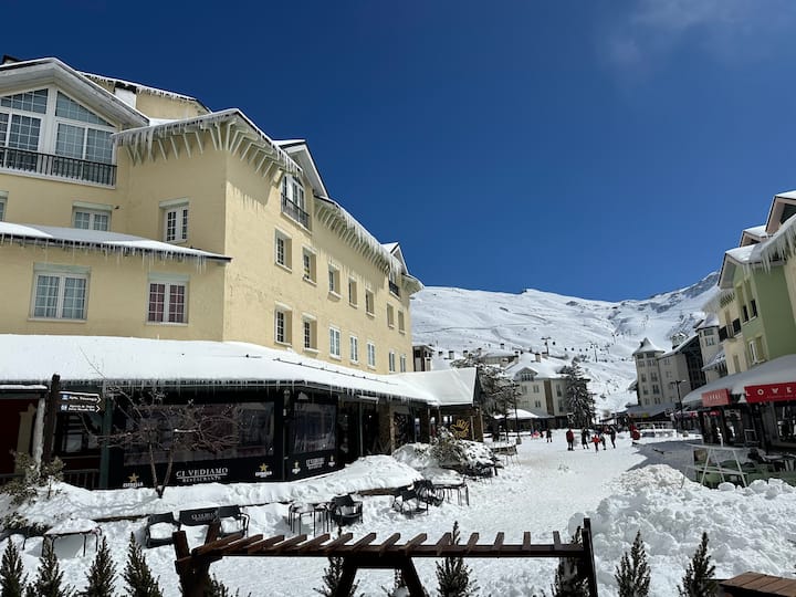 Precioso Apartamento En La Plaza De Sierra Nevada - Sierra Nevada