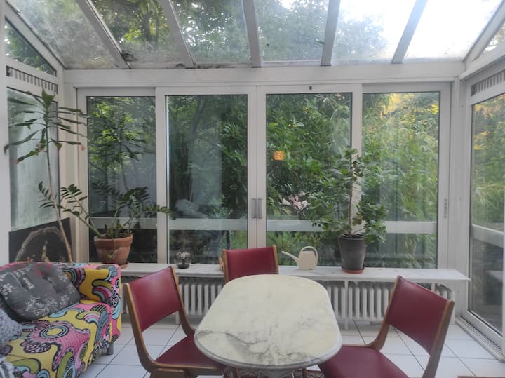 Wunderschöne Wohnung, Mit Garten. - Oberhausen