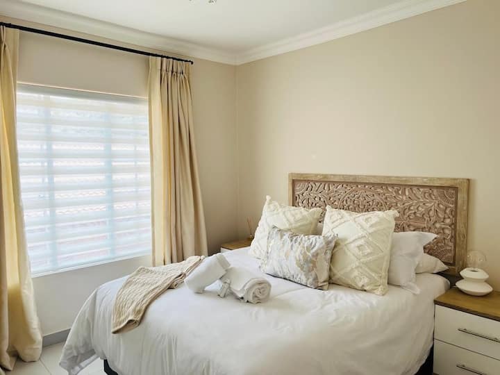 Wanderlust 2-bedroom Apartment - Centurion