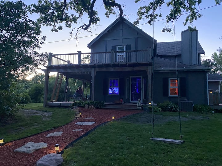 Jester House - Saylorville Lake, IA