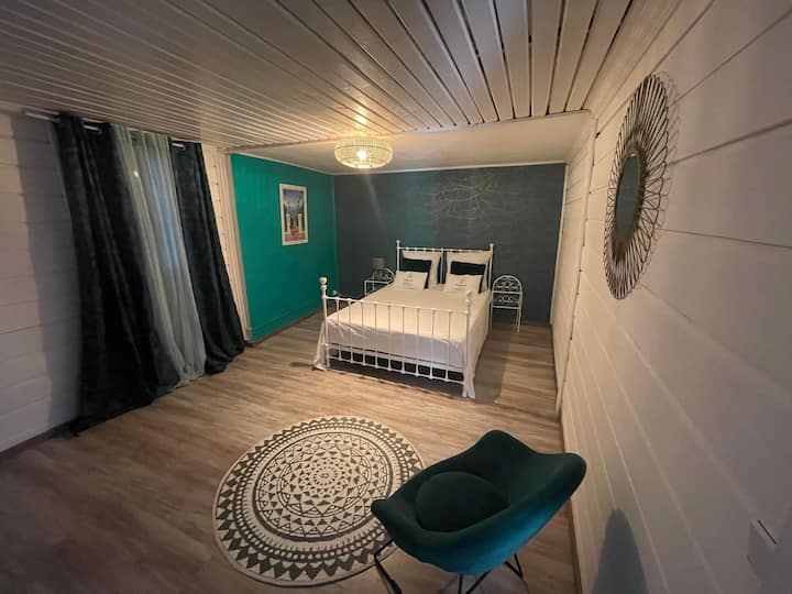 Vétiver : Maison Créole Avec Piscine Partagée - Réunion